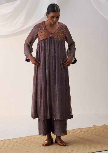 Adamya purple kurta and pants