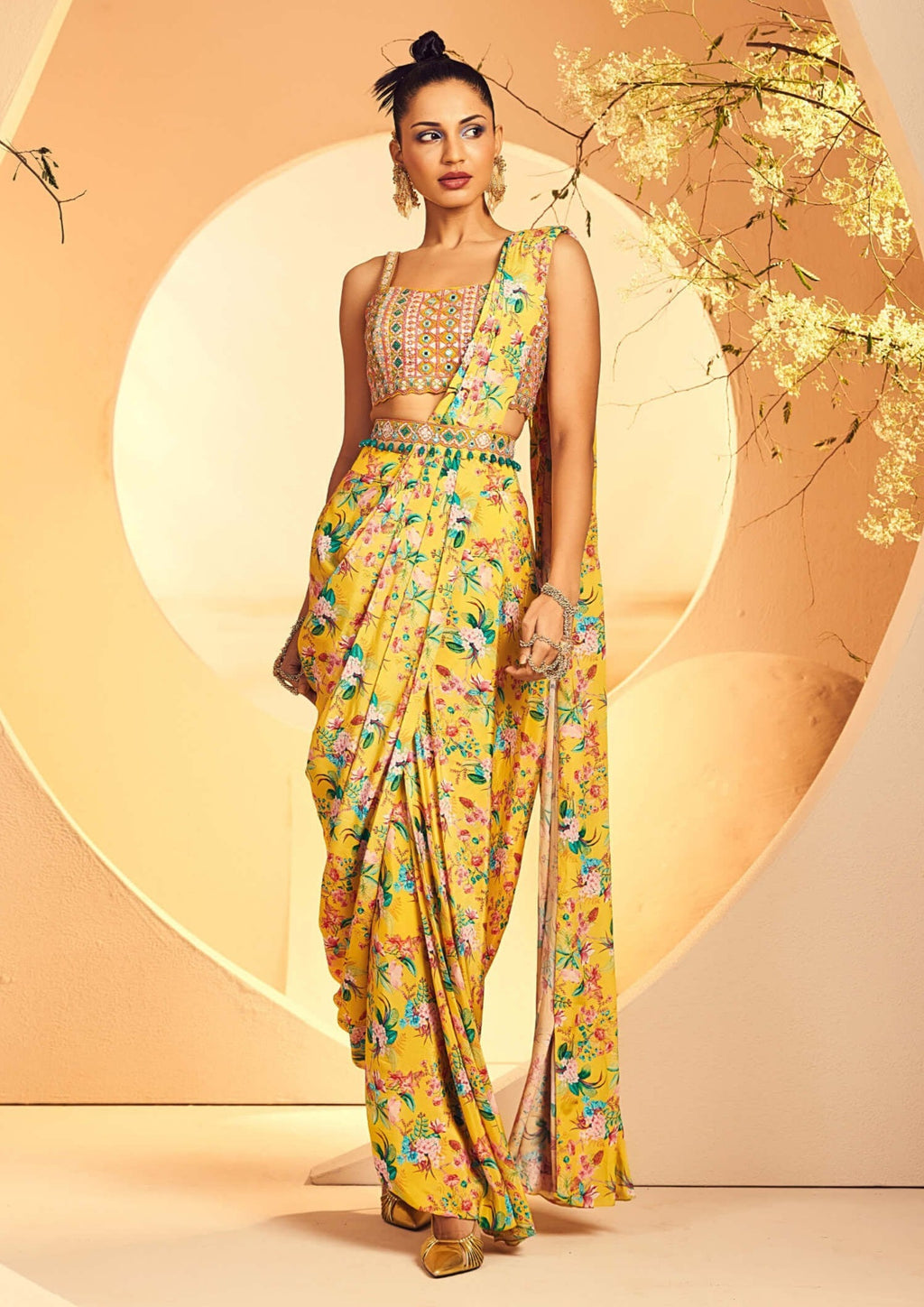 Aneesh Agarwaal | Yellow Pre-Draped Dhoti Sari Set | INDIASPOPUP.COM