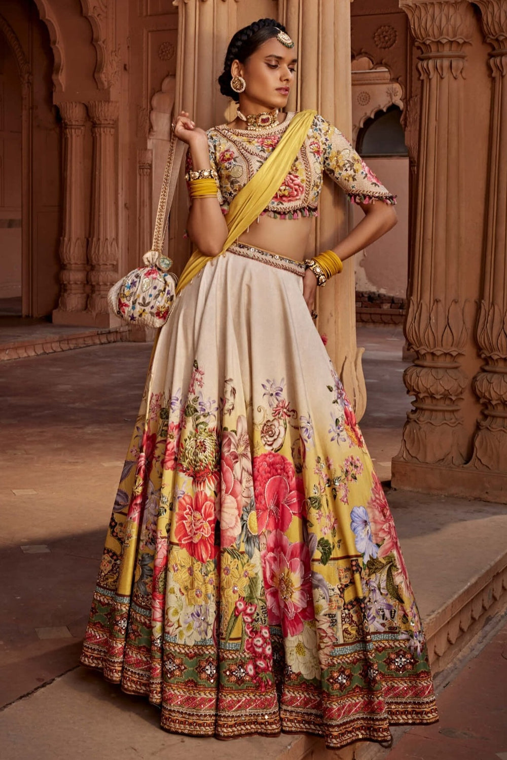 INDIASPOPUP.COM - Shop For Luxury Indian Designer Clothing Online