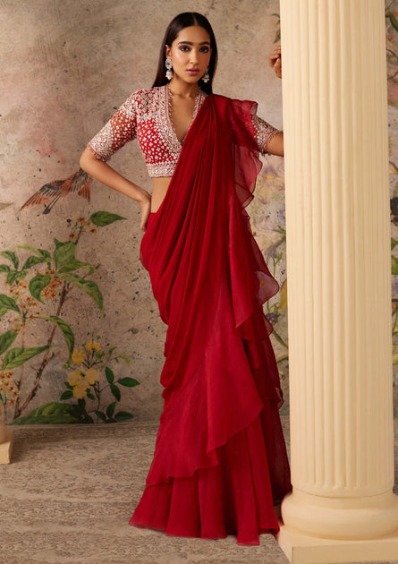 Discover the World of Pre-Draped Saris