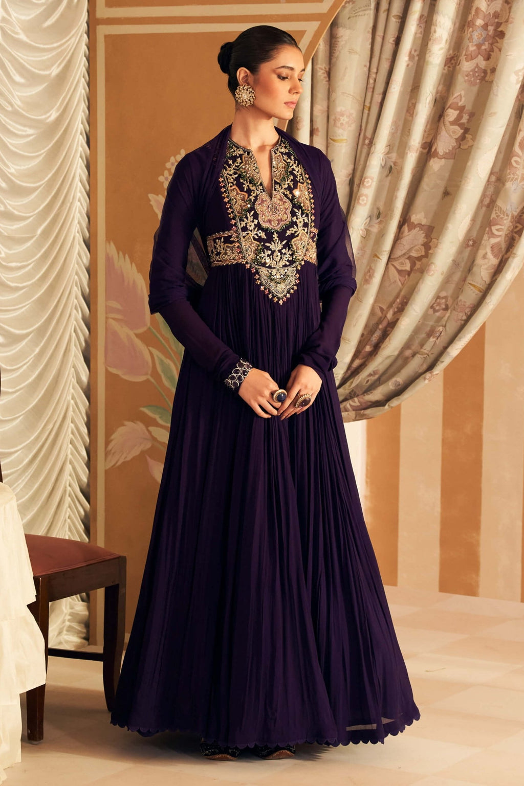 Ridhi Mehra Purple Banafsha Anarkali And Dupatta | Indiaspopup.com